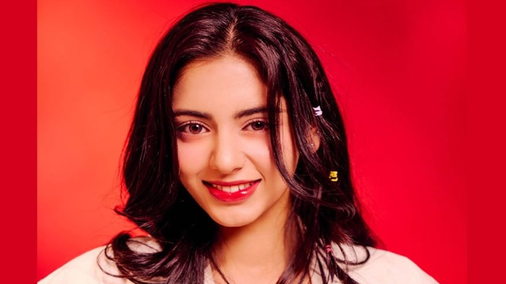 Aria Find Out The Latest Movie Poster Photo Only At Pinkvilla