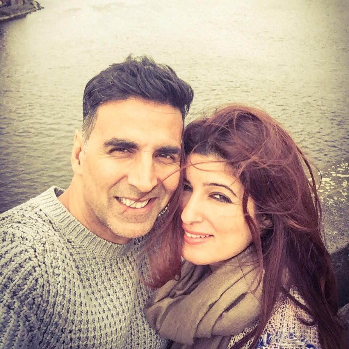 Actor Akshay Kumar Family Photos Actor Akshay Kumar Family Photos