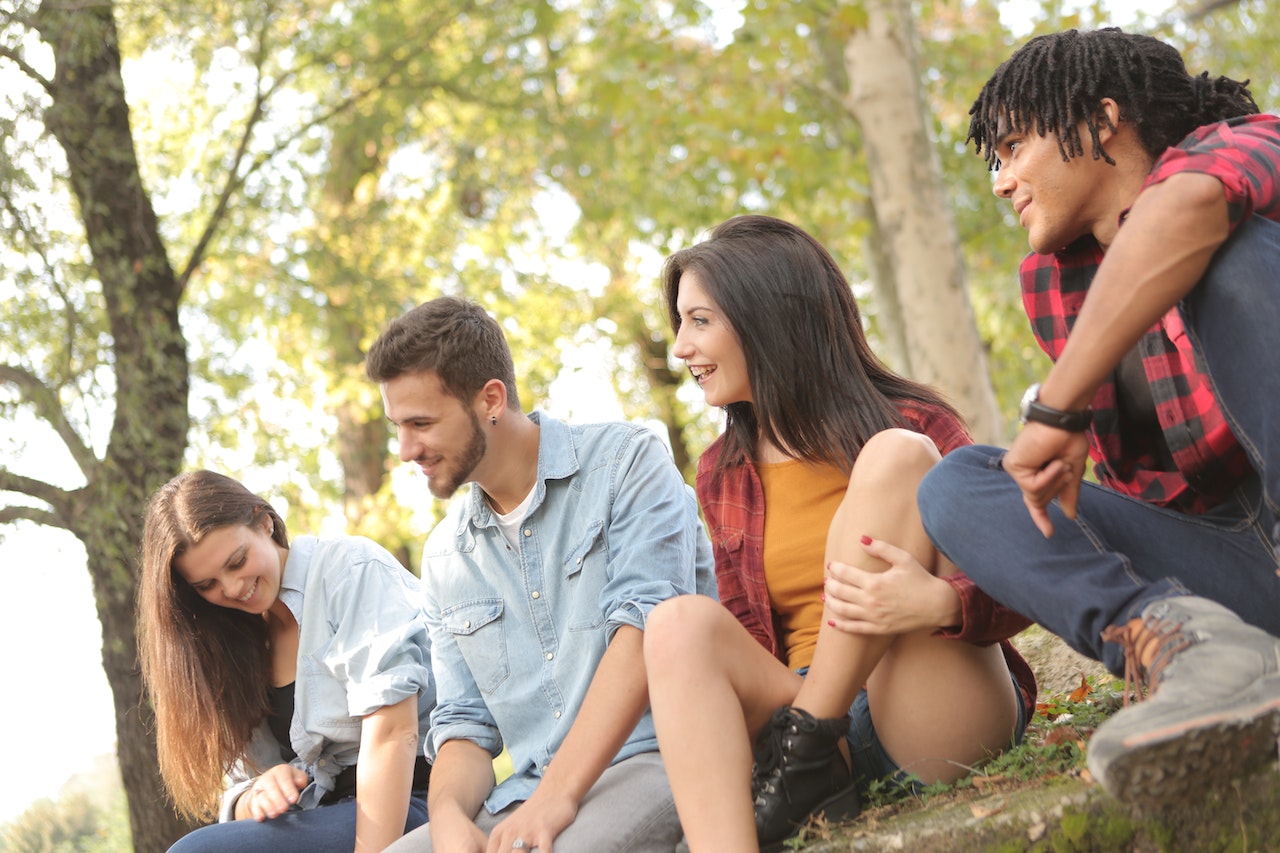 10 Polyamorous Relationship Rules For Thriving Non Monogamy Pinkvilla