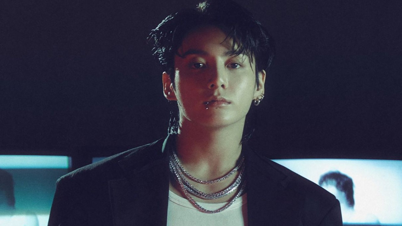 Bts Jungkook Secures 3 Top 10 Entries On Uks Official Singles Chart